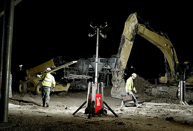 Now Here: MX FUEL™ ROCKET™ Tower Light/Charger